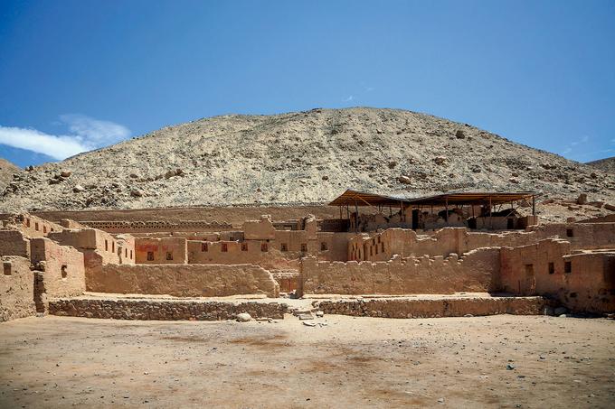 Tambo Colorado - LamaQuipu