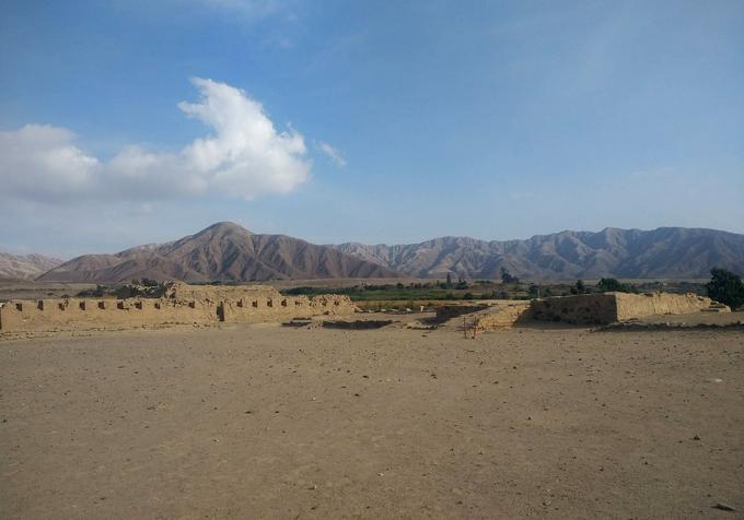 Tambo Colorado - LamaQuipu